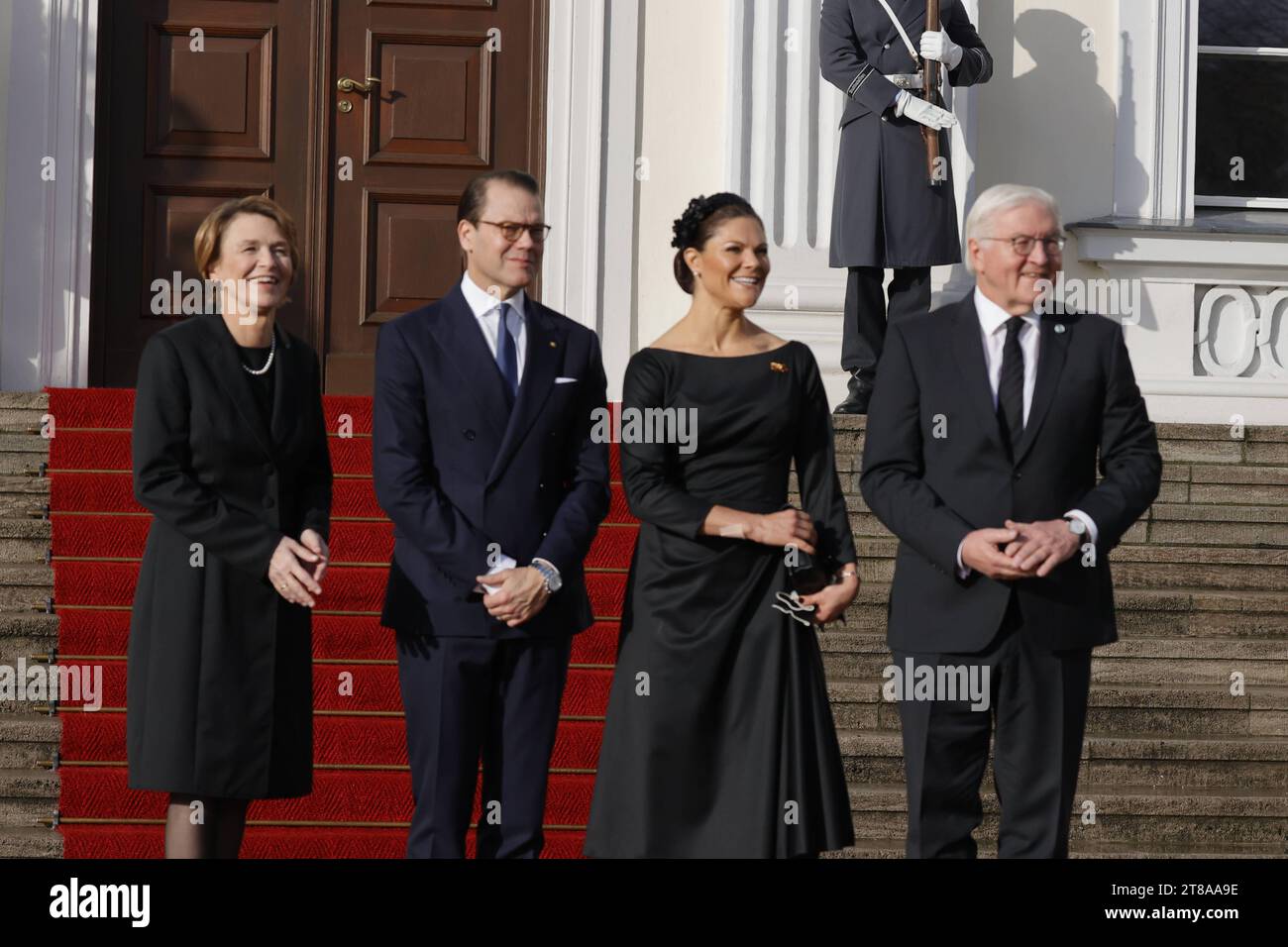 Elke Büdenbender, Prinz Daniel und Kronprinzessin Victoria von Schweden ...