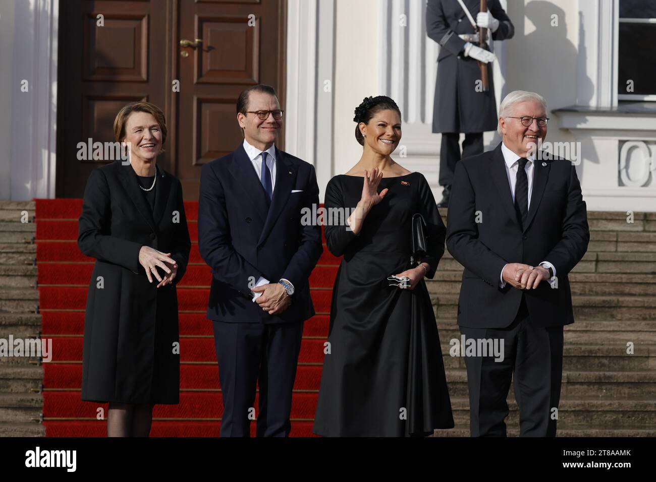 Elke Büdenbender, Prinz Daniel und Kronprinzessin Victoria von Schweden ...
