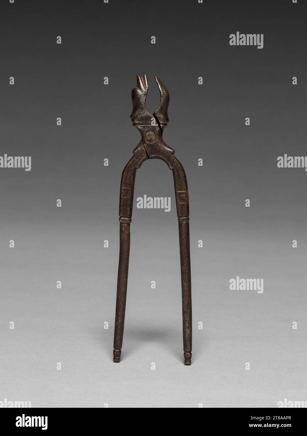 Pliers, 1500s–1600s. Europe, 16th-17th century. overall: 15 x 3.2 cm (5 ...