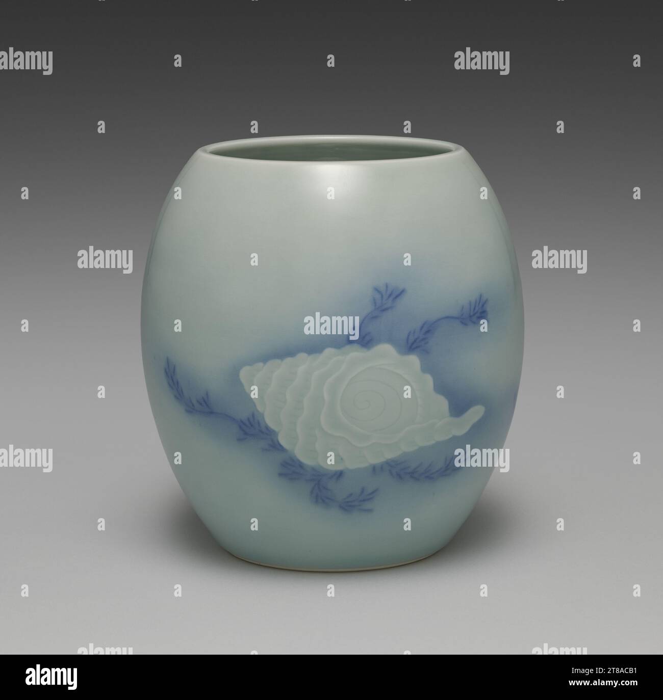 Water Container with Shell and Seaweed, c. 1914. Seifū Yohei IV ...