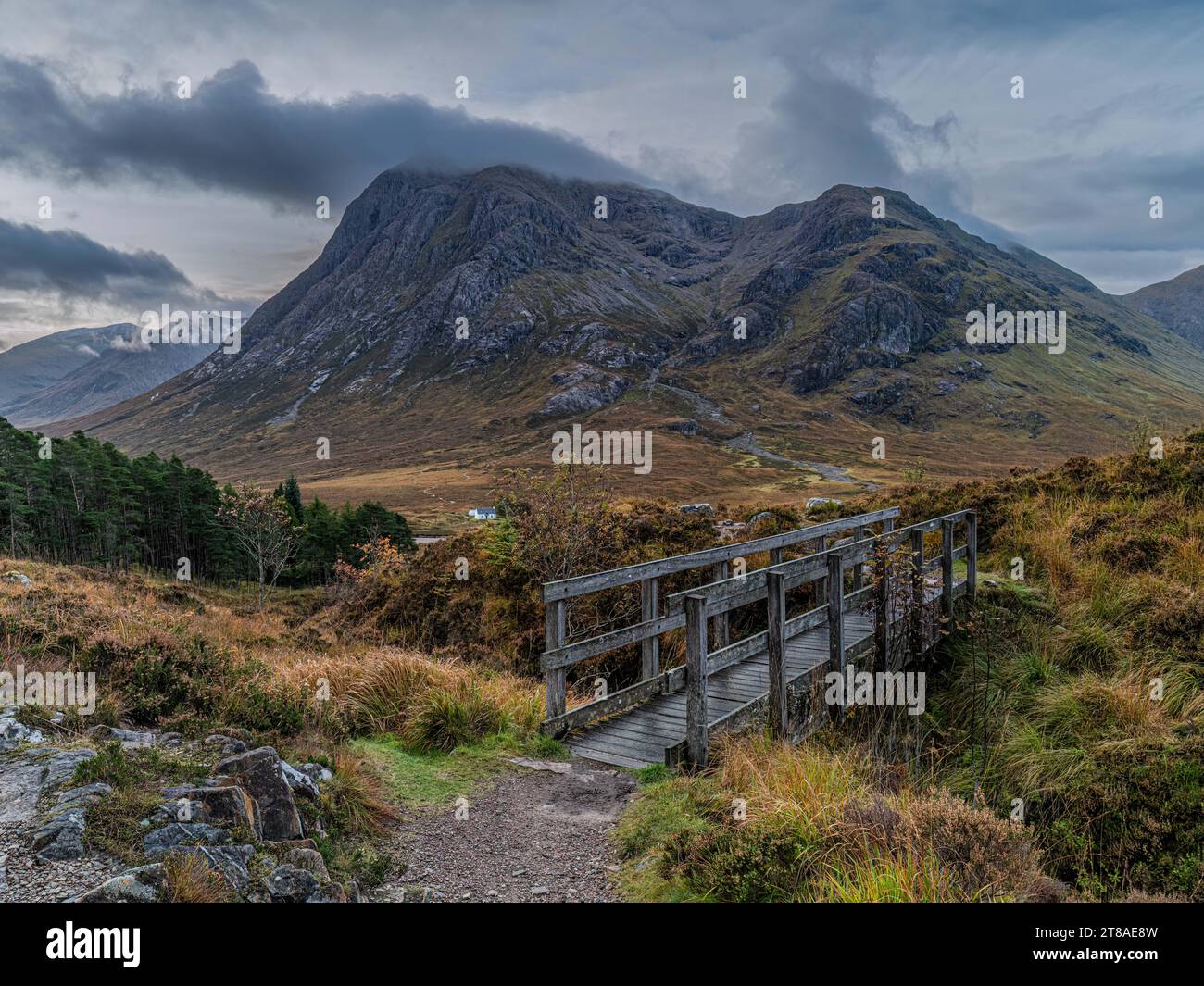 The devil’s staircase glencoe autumn hi-res stock photography and ...