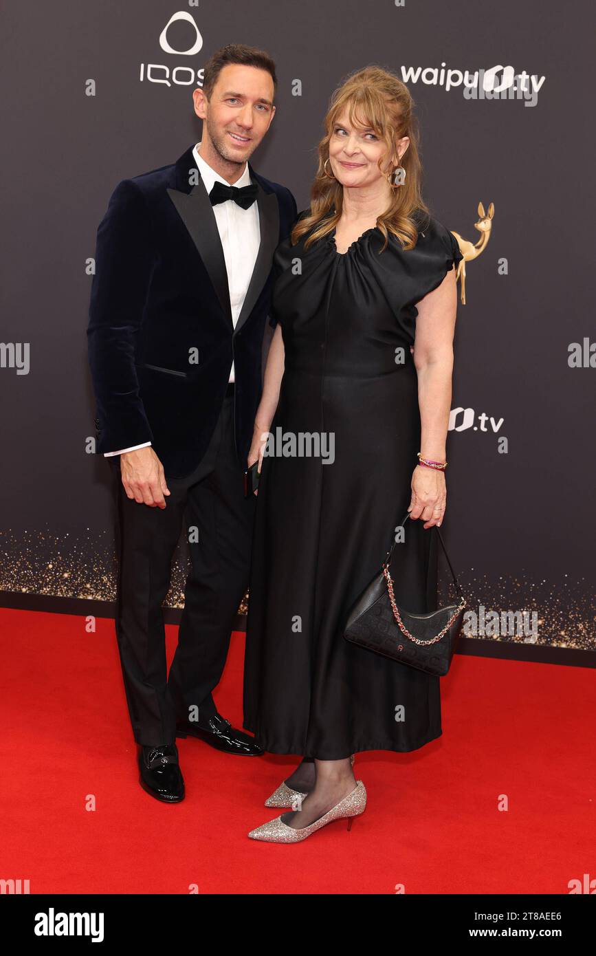 BAMBI-Verleihung 2023 in München Marcel Remus und Nastassja Kinski auf ...