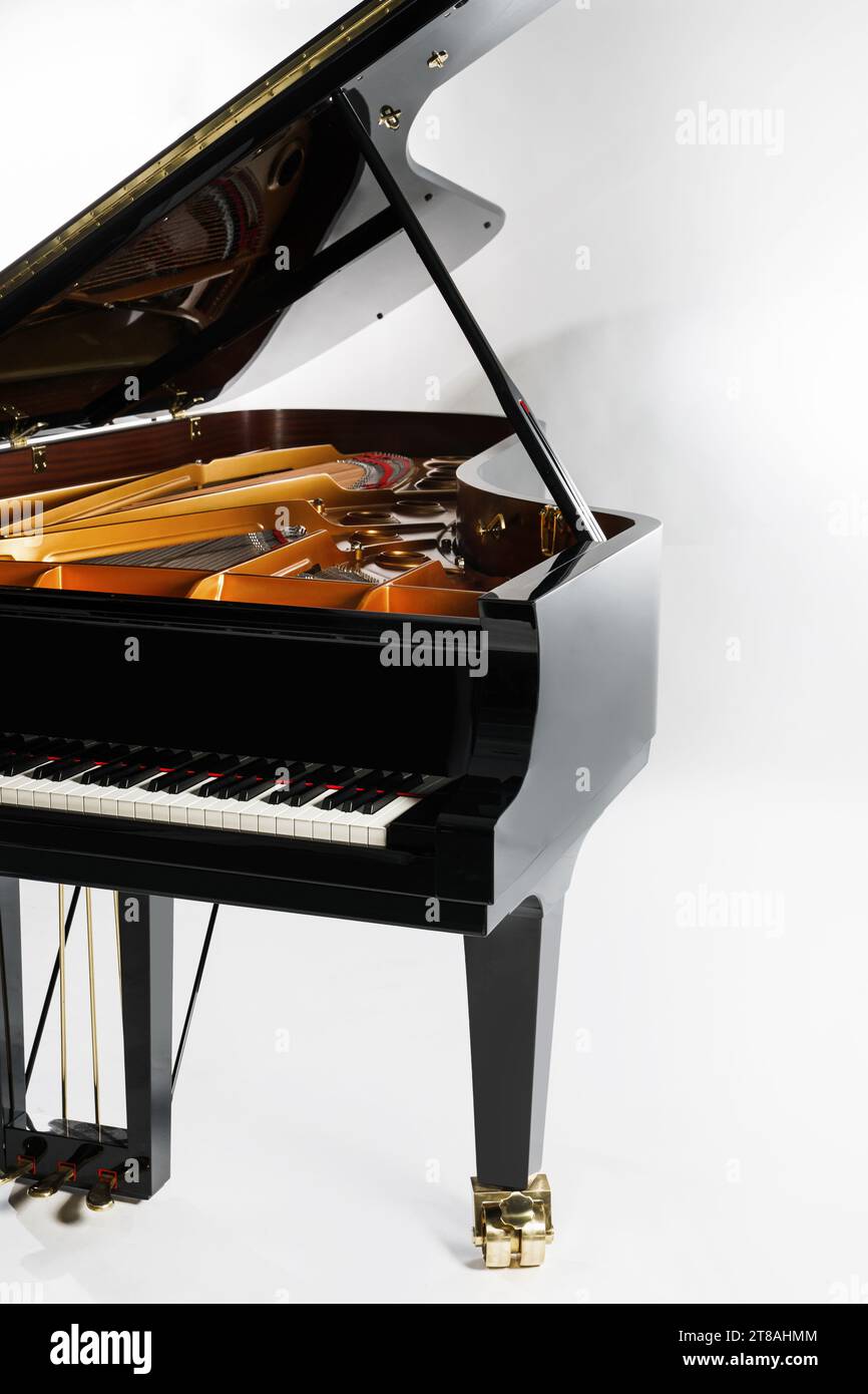 Luxury grand piano with open lid Stock Photo - Alamy
