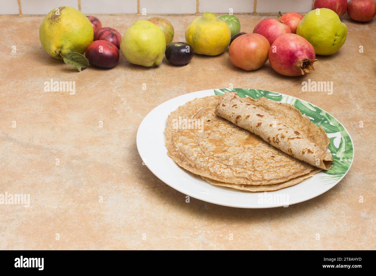Countertop dish hi-res stock photography and images - Alamy