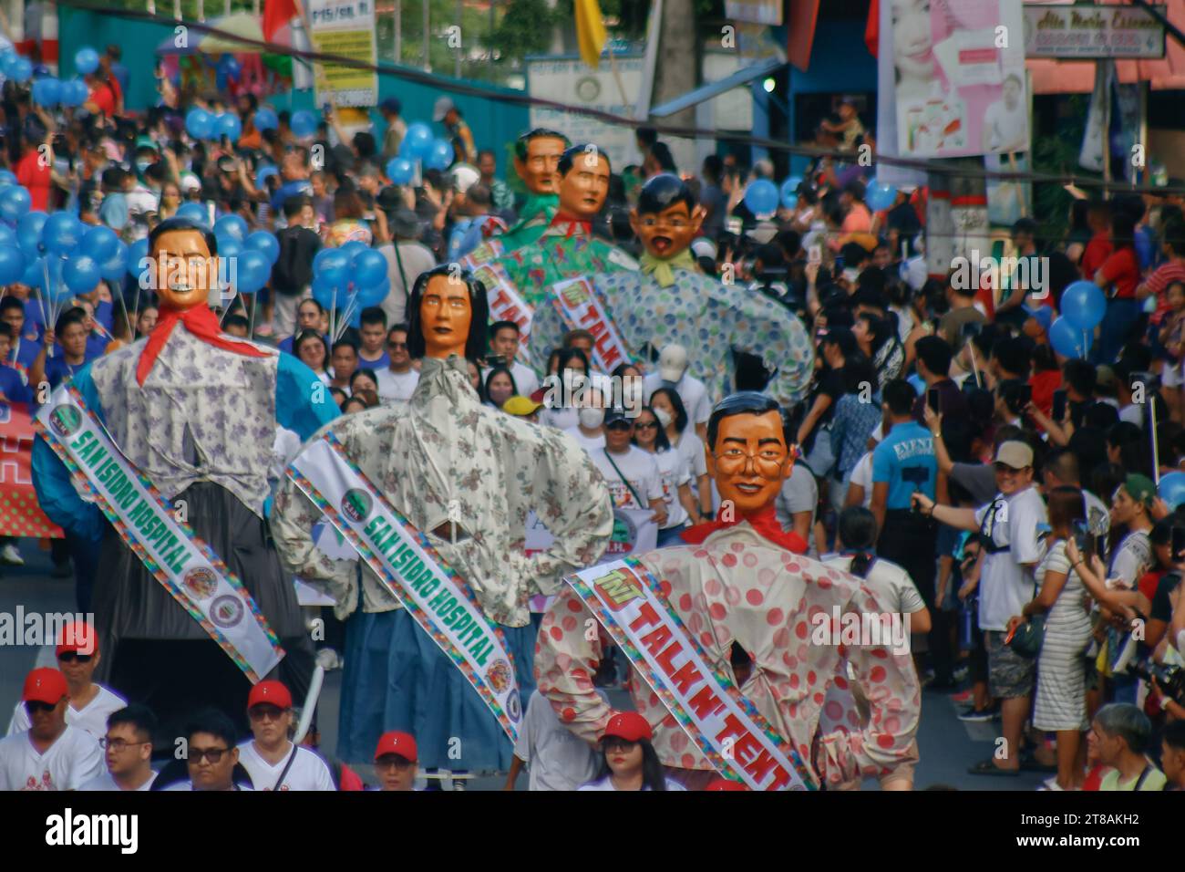 Angono, Rizal, Philippines. 19th Nov, 2023. A papier-mache statues ...