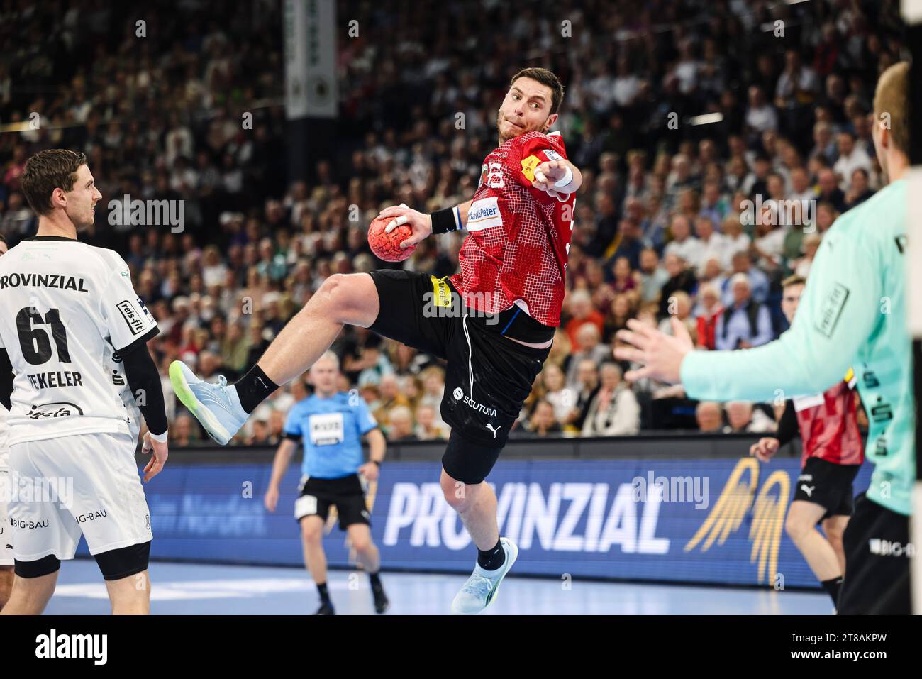 19 November 2023, Schleswig-Holstein, Kiel: Handball: Bundesliga, THW ...