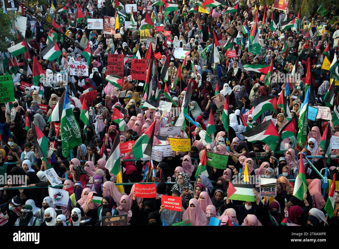 Thousands of supporters from Pakistan’s main religious political party ...