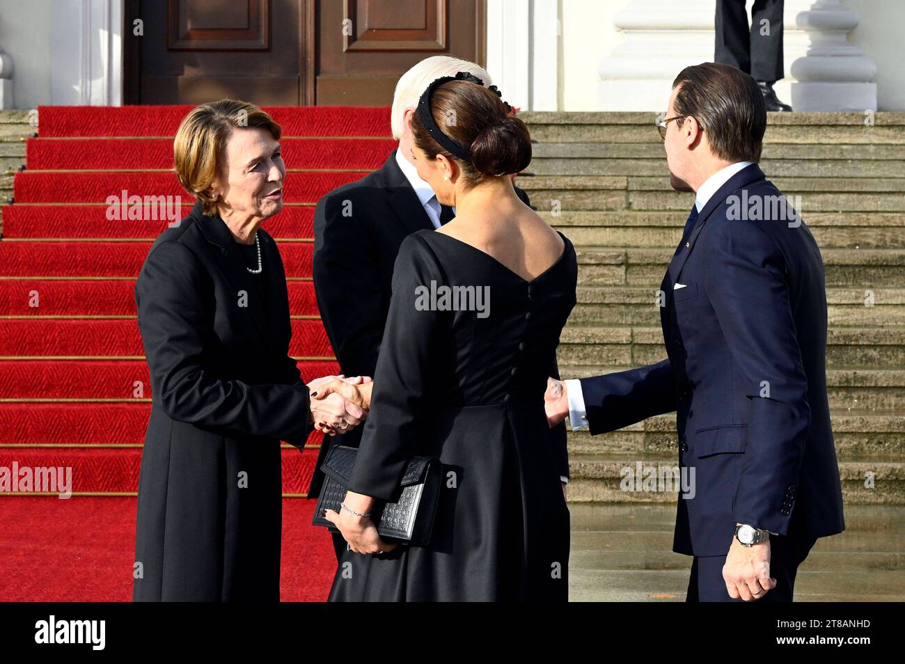 Elke Büdenbender, Frank-Walter Steinmeier, Kronprinzessin Victoria von ...