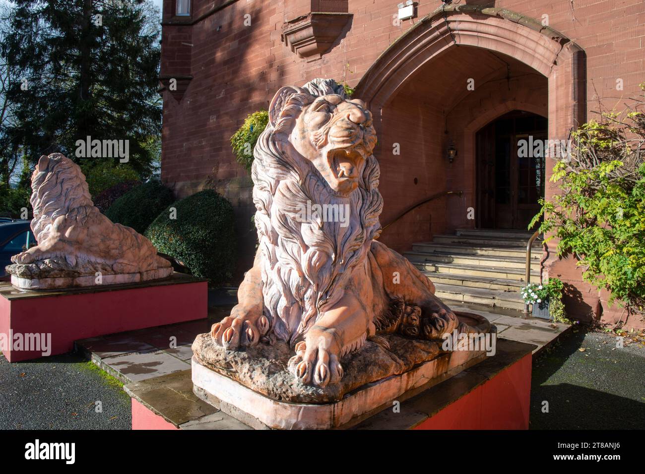 Ruthin Castle (Welsh: Castell Rhuthun) is a medieval castle ...