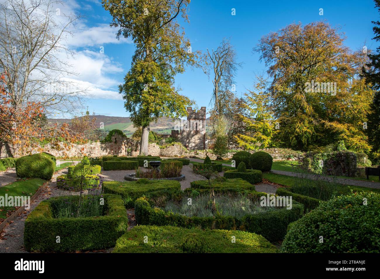 Ruthin castle hi-res stock photography and images - Alamy