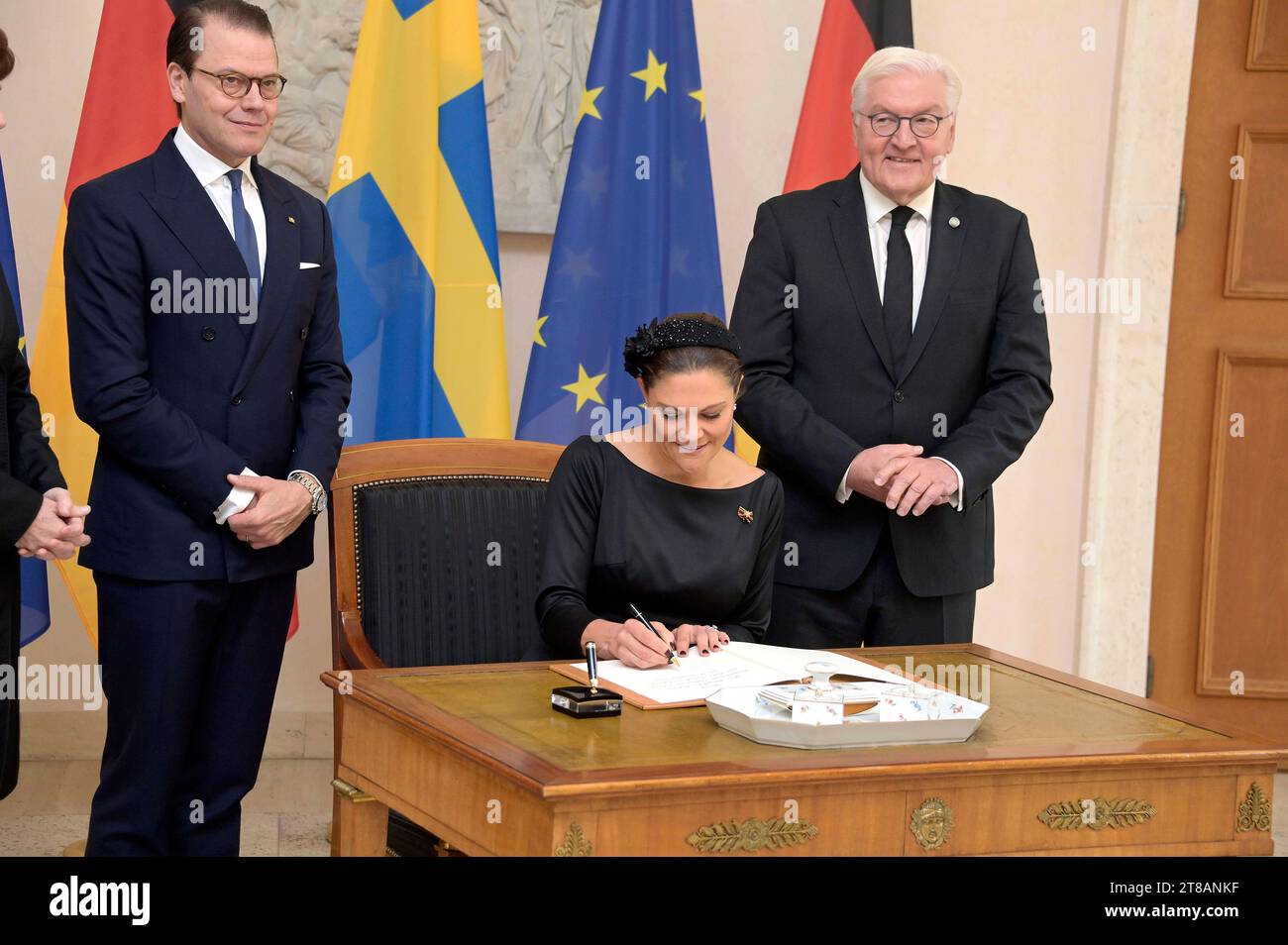 Prinz Daniel von Schweden, Kronprinzessin Victoria von Schweden und Frank-Walter Steinmeier beim ...
