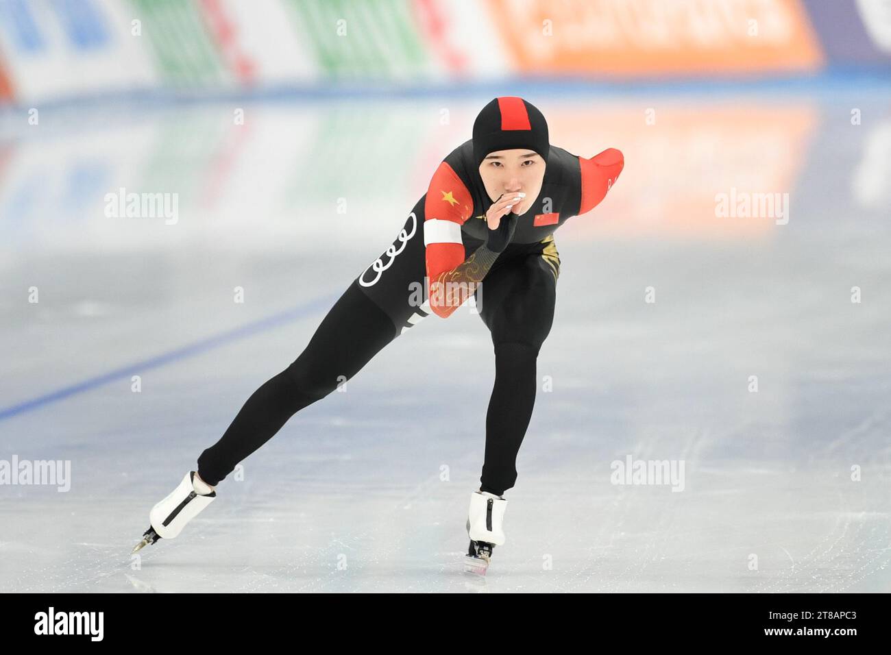 Beijing, China. 19th Nov, 2023. Han Mei of China competes during the ...