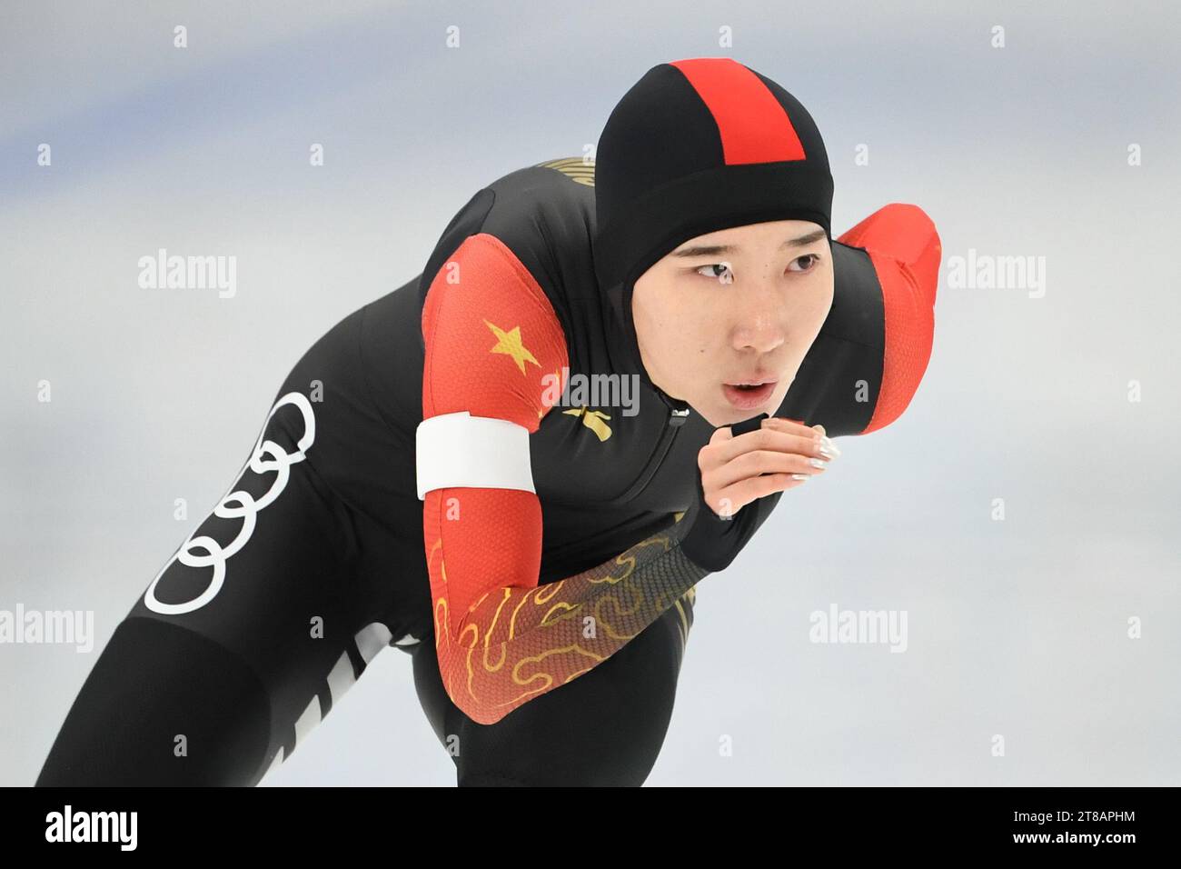 Beijing, China. 19th Nov, 2023. Han Mei of China competes during the ...