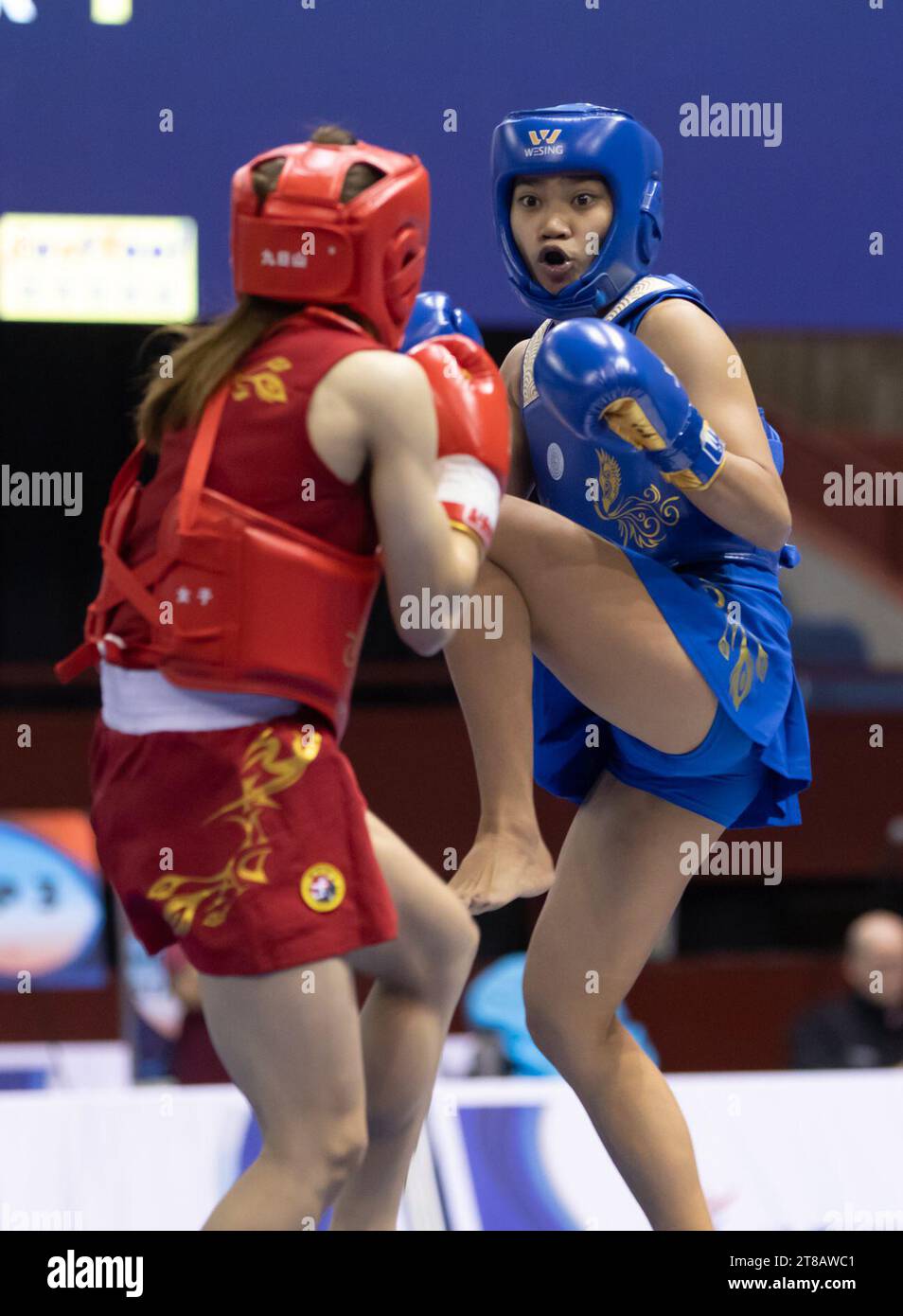 Houston, USA. 18th Nov, 2023. Liang Xuezhen (L) of China's Macao ...