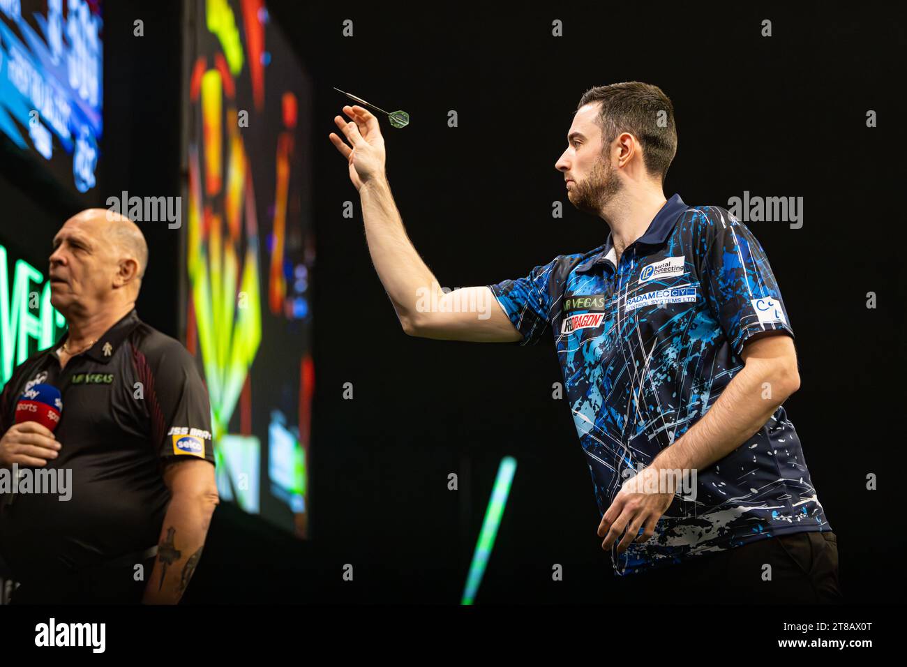 WV Active, Aldersley, Wolverhampton, UK. 19th Nov, 2023. 2023 PDC Grand ...