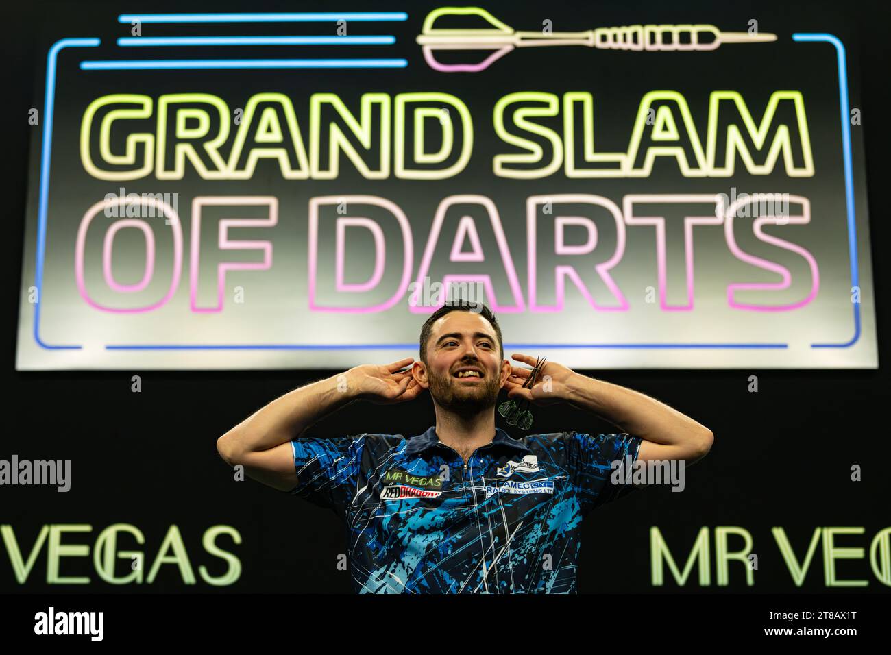 WV Active, Aldersley, Wolverhampton, UK. 19th Nov, 2023. 2023 PDC Grand ...