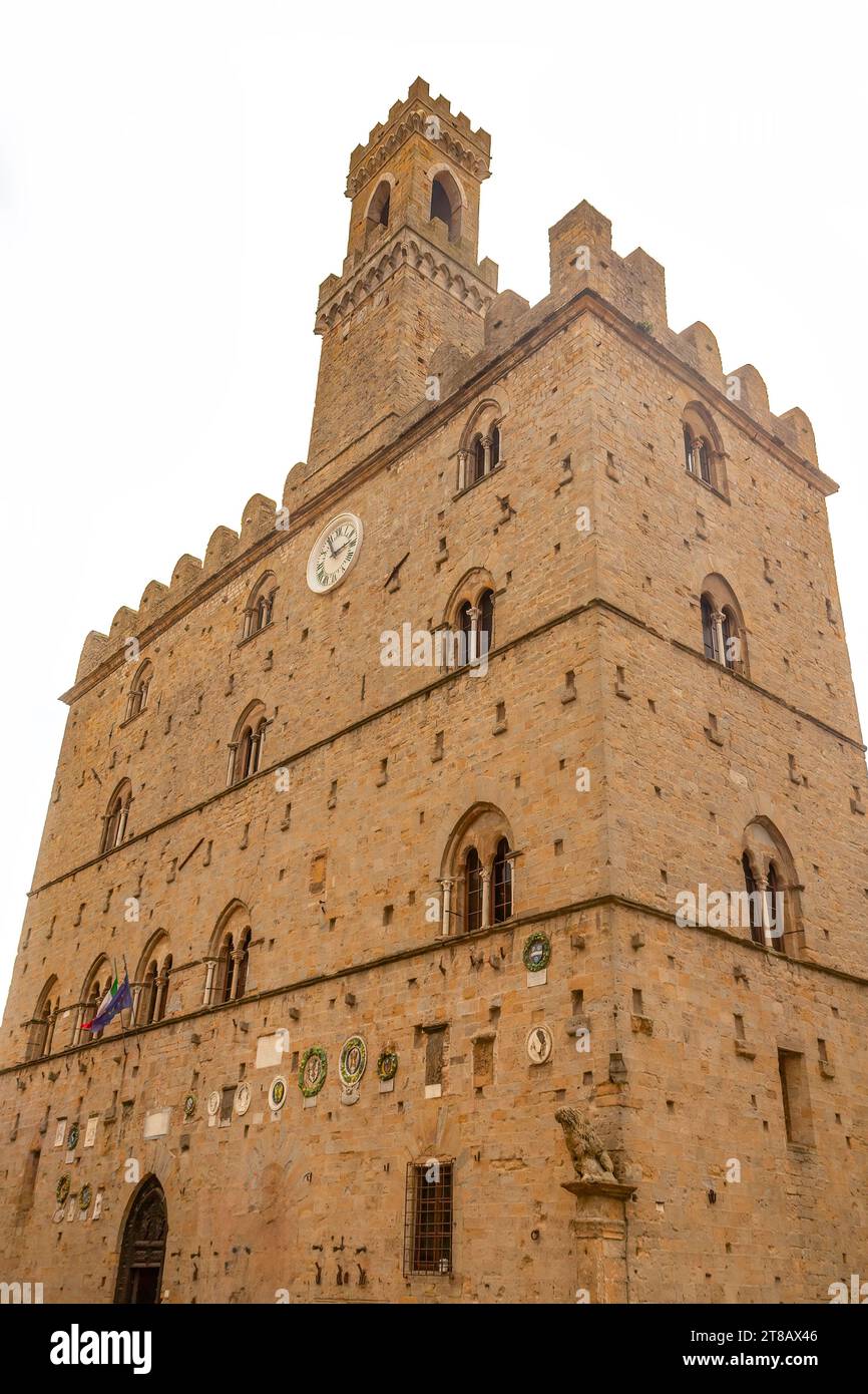 The Palace dei Priori is the most ancient palace in the Piazza dei ...