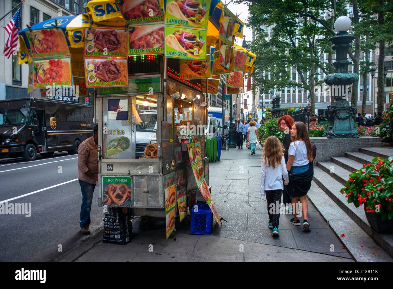 Hot dog stand at Bryant Park, Manhattan, New York City, New York State ...