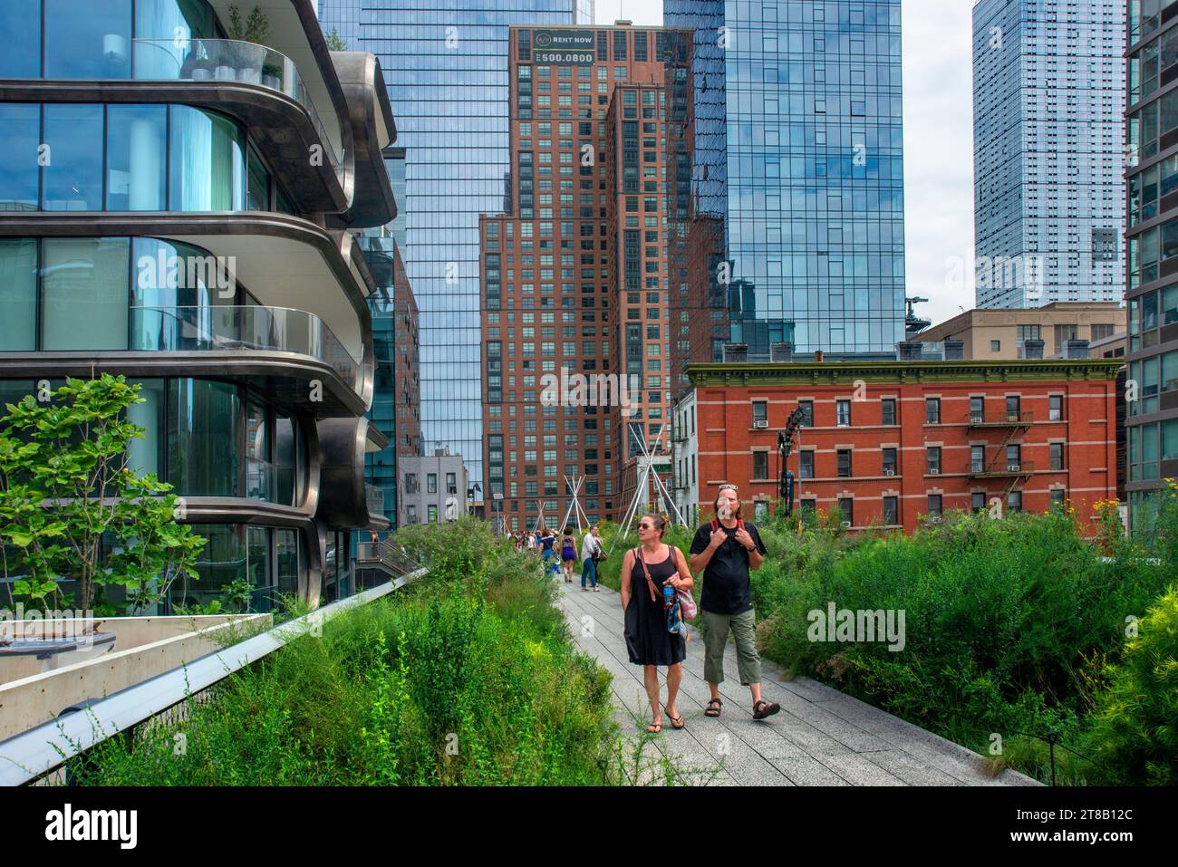 Walking in the new york high line new york urban park formed from an ...