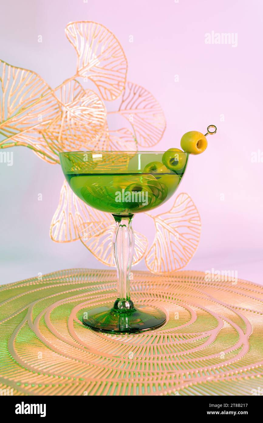 An Art Deco Twist on a Classic: The Green Coupe Glass Martini Stock ...