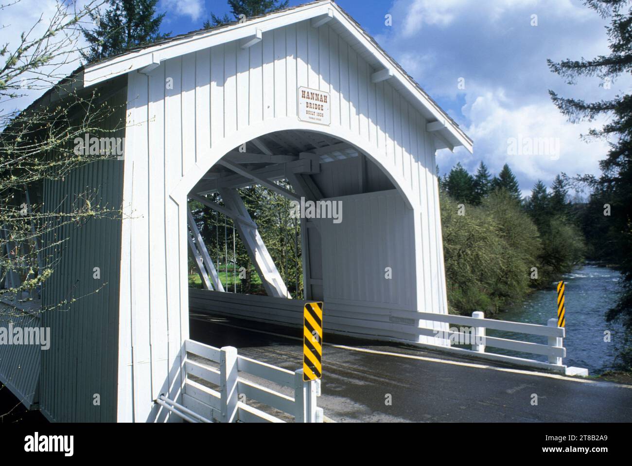 Hannah Covered Bridge, Covered Bridge Tour, Linn County, Oregon Stock ...