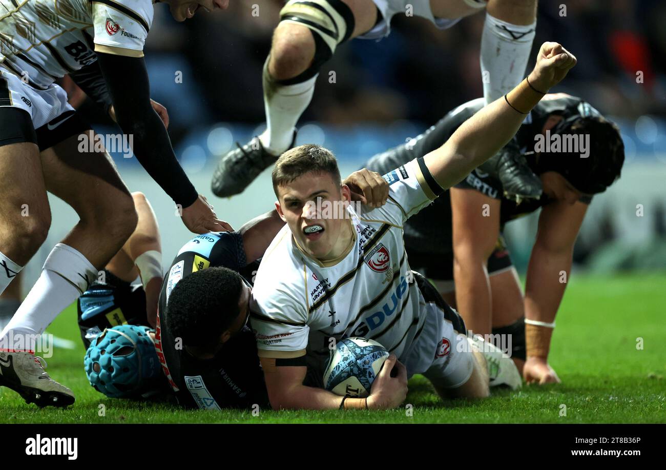 Gloucester Rugby's Seb Atkinson celebrates scoring his sides fourth try ...