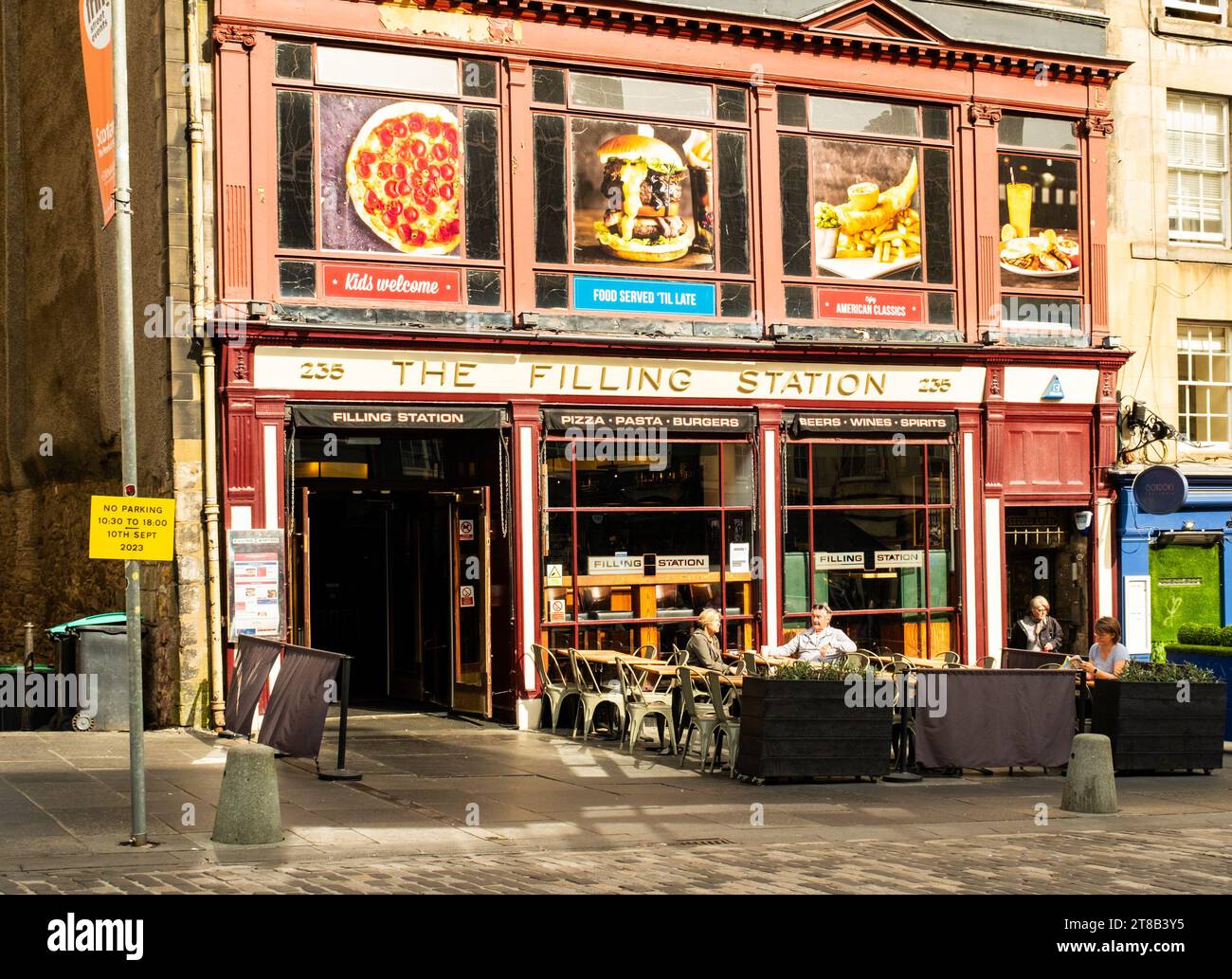 EDINBURGH, SCOTLAND - September 7 2023: The Royal Mile runs between two ...