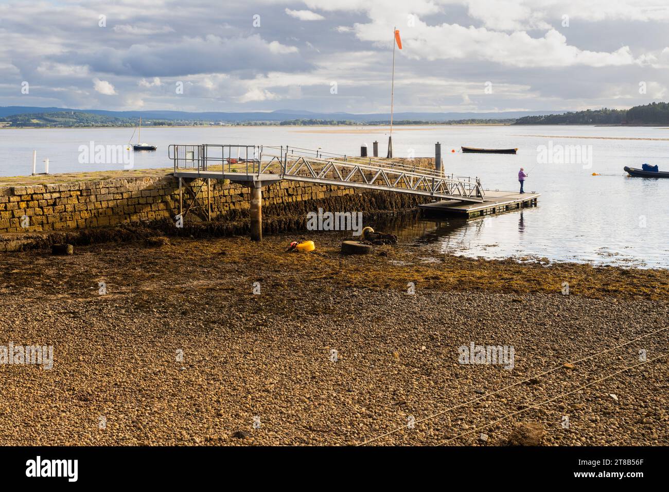 Olorful beach huts hi-res stock photography and images - Alamy