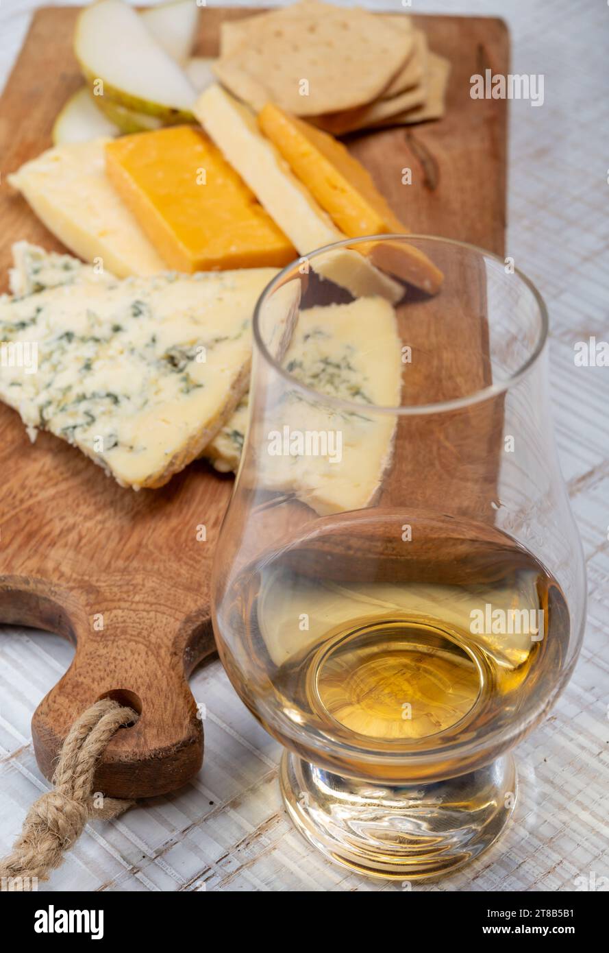 Scotch whiskey and cheese pairing, British cheeses collection, Blue ...