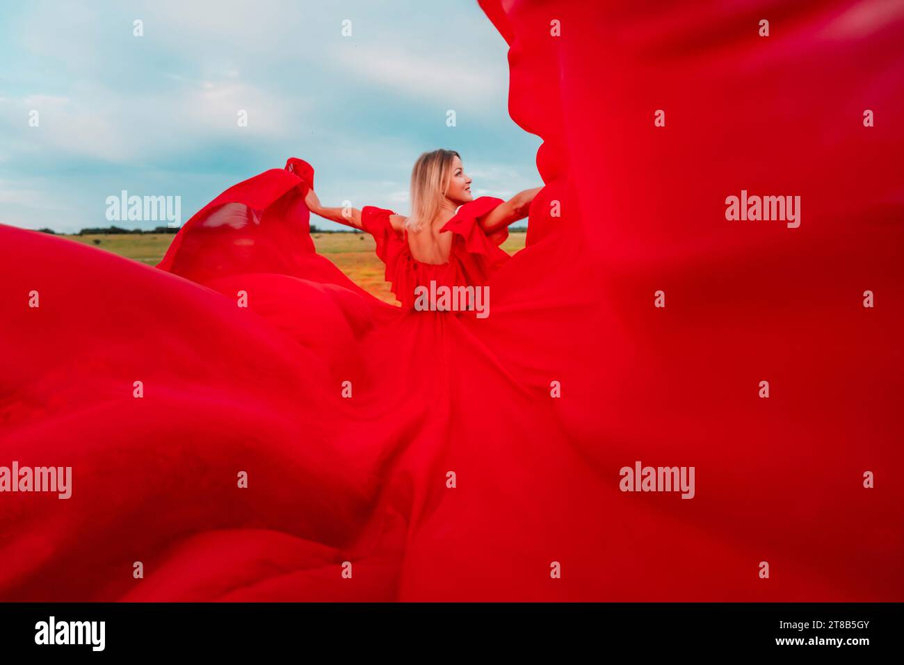 Fabric wind dance hi-res stock photography and images - Alamy