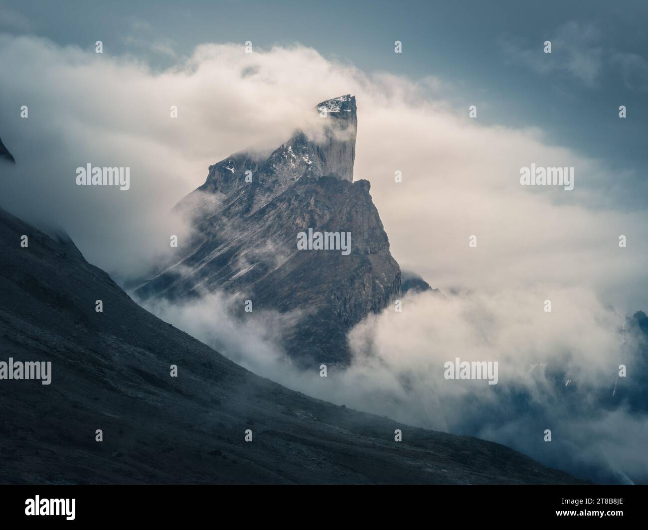 Thor Peak at Akshayuk Pass, Auyuittuq National Park, Nunavut, Canada ...