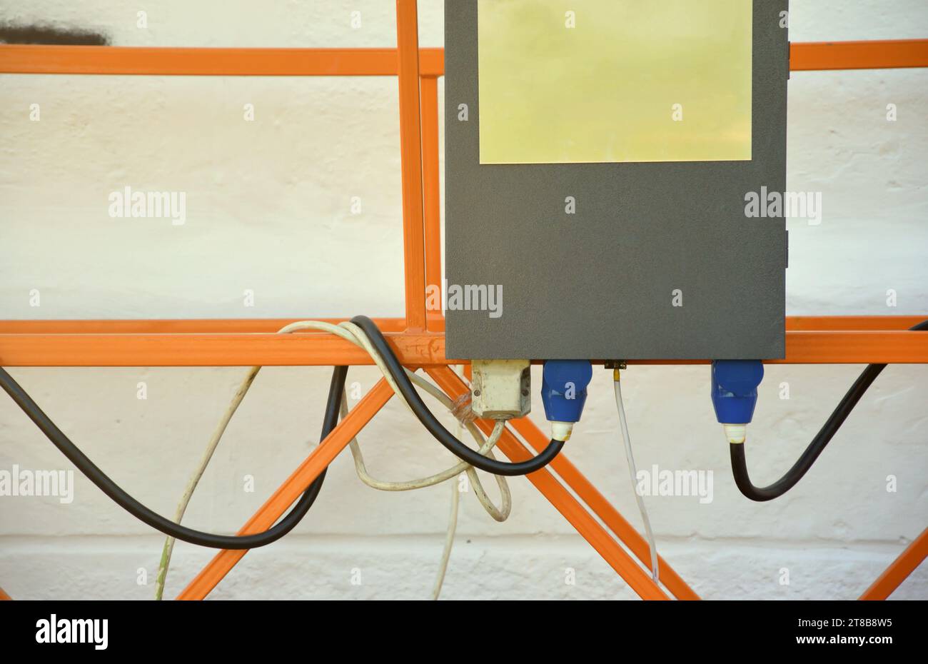 Electrical control system of suspended wire rope platform for facade ...