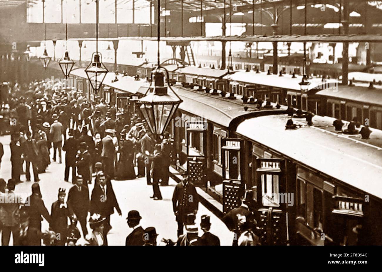 Waterloo Station, London, Victorian period Stock Photo - Alamy
