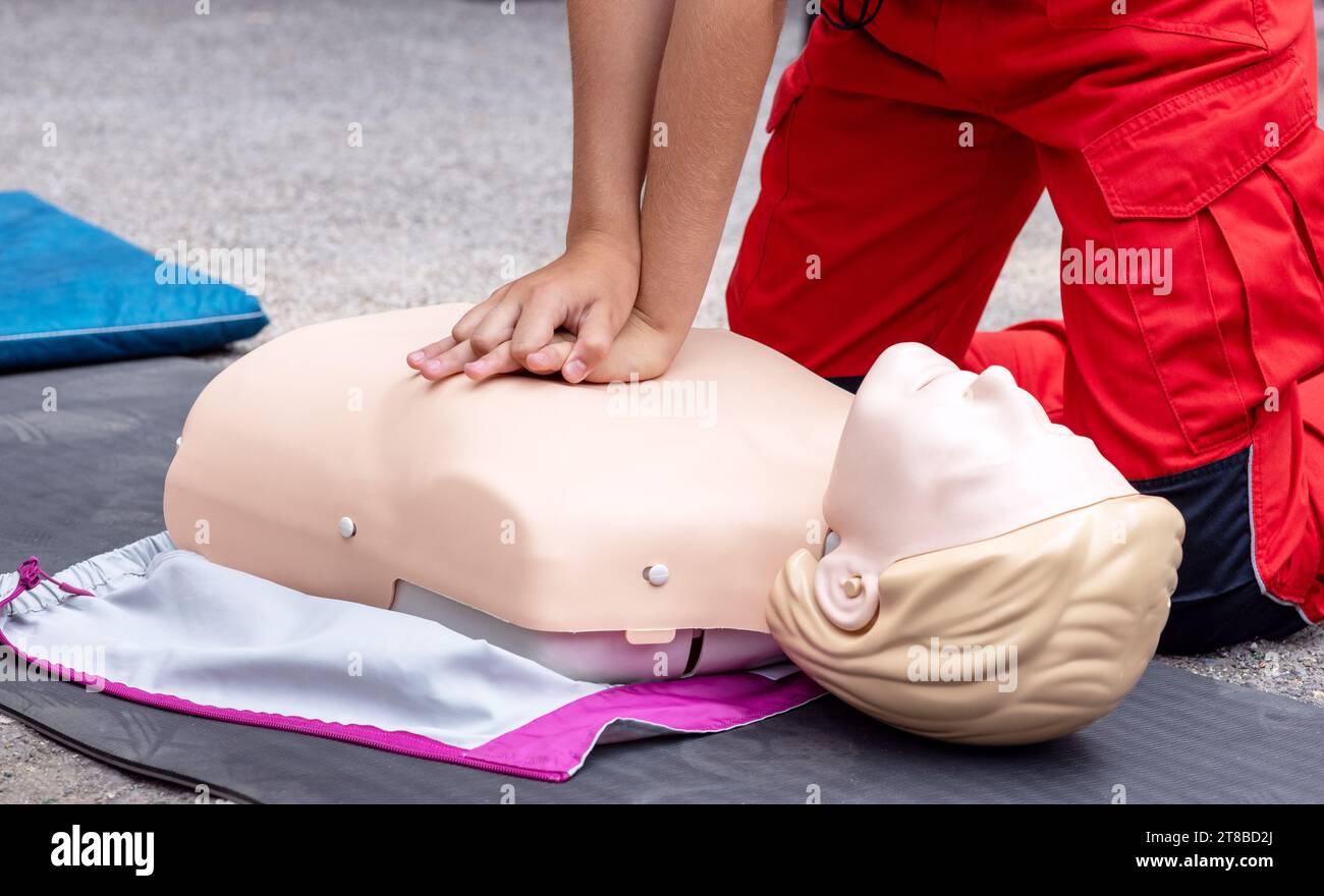 CPR - Cardiopulmonary resuscitation and first aid class Stock Photo - Alamy