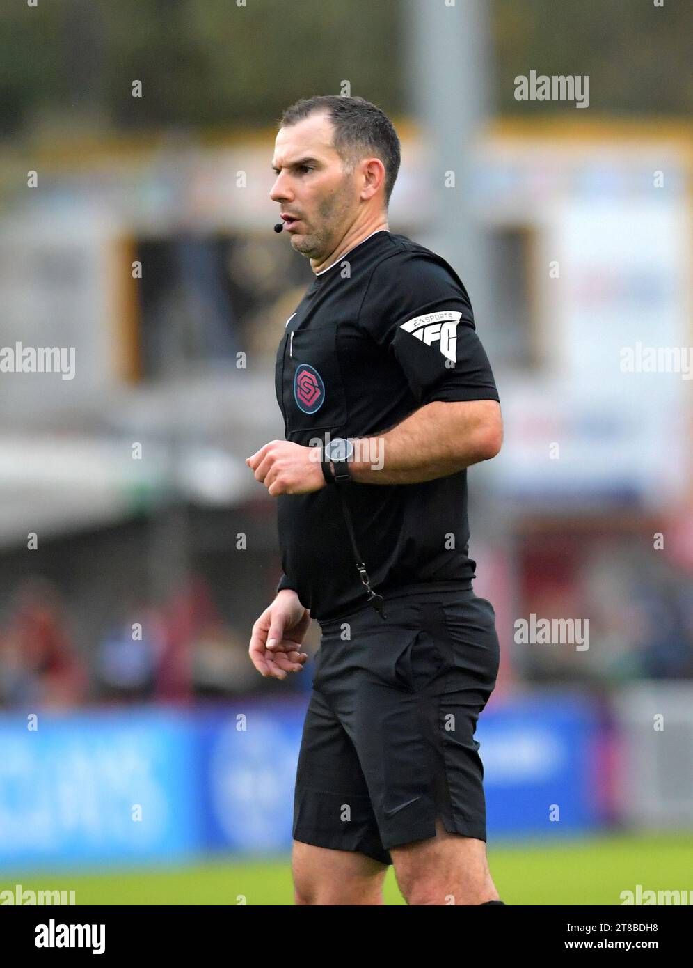 Soccer referees hi-res stock photography and images - Alamy
