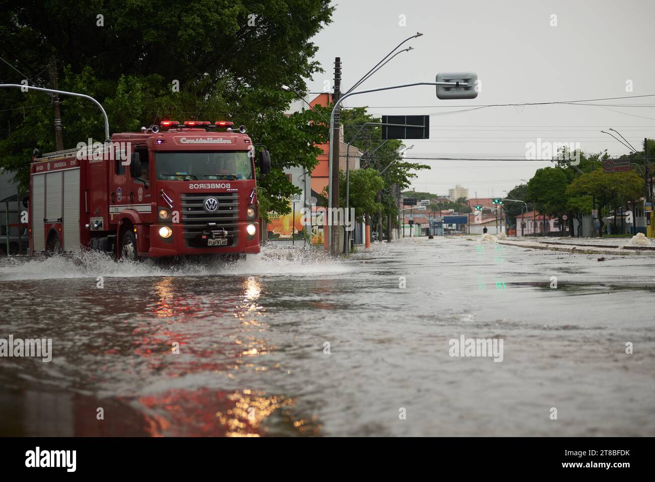 Rio Claro, Brazil. 19th Nov, 2023. Fire truck seen on a section of ...