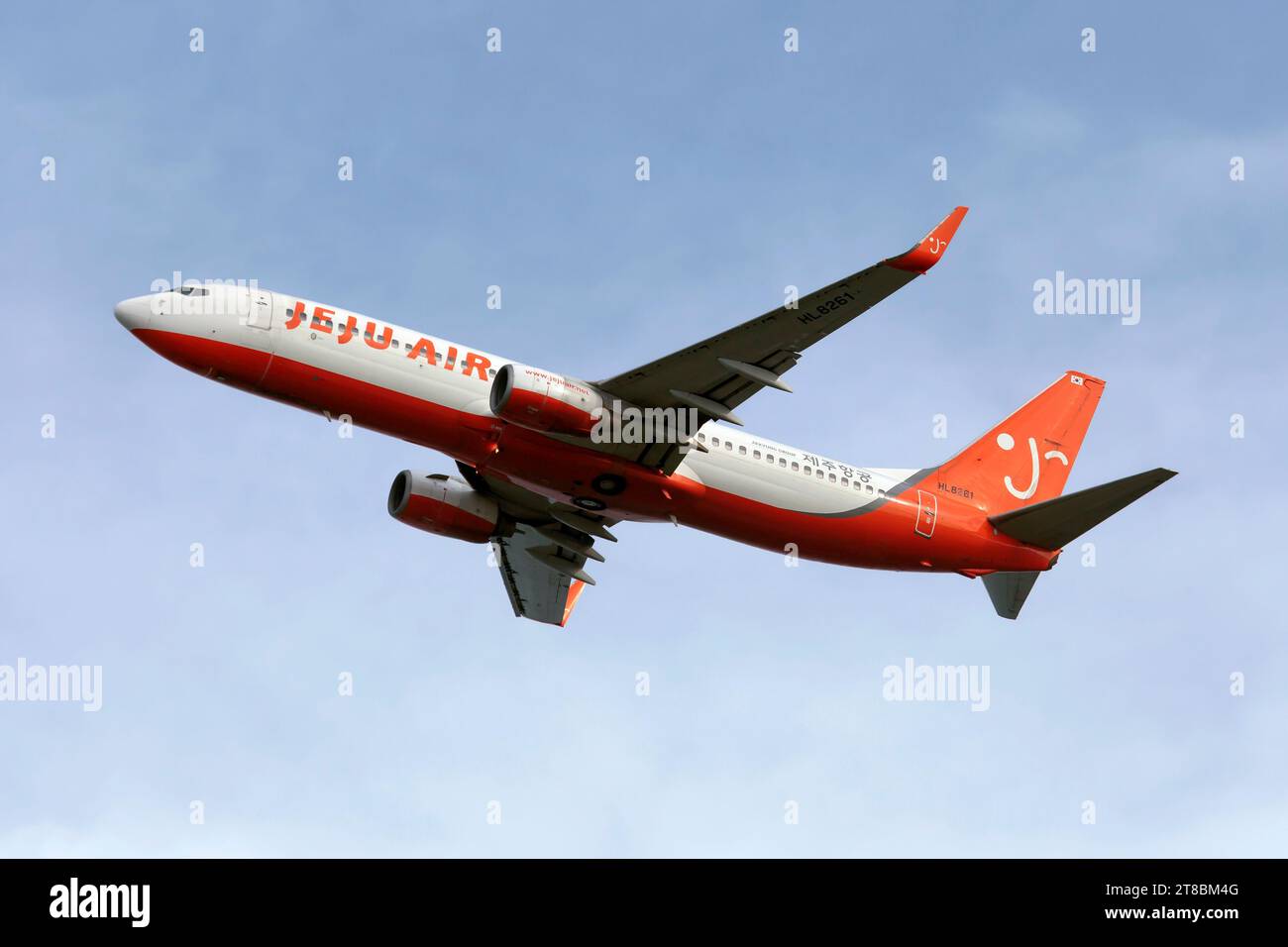 A Jeju Air Boeing 737-800 leaving Osaka - Kansai Airport. The Jeju's ...