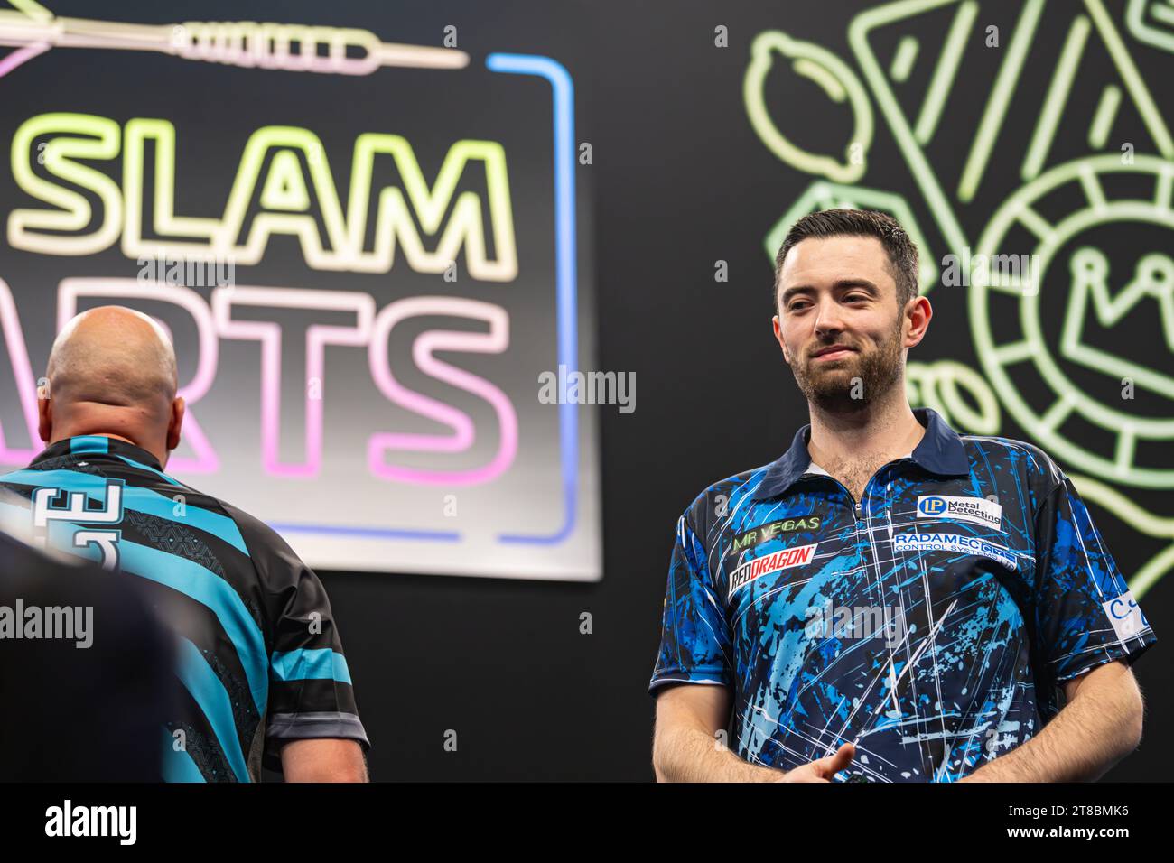 WV Active, Aldersley, Wolverhampton, UK. 19th Nov, 2023. 2023 PDC Grand ...