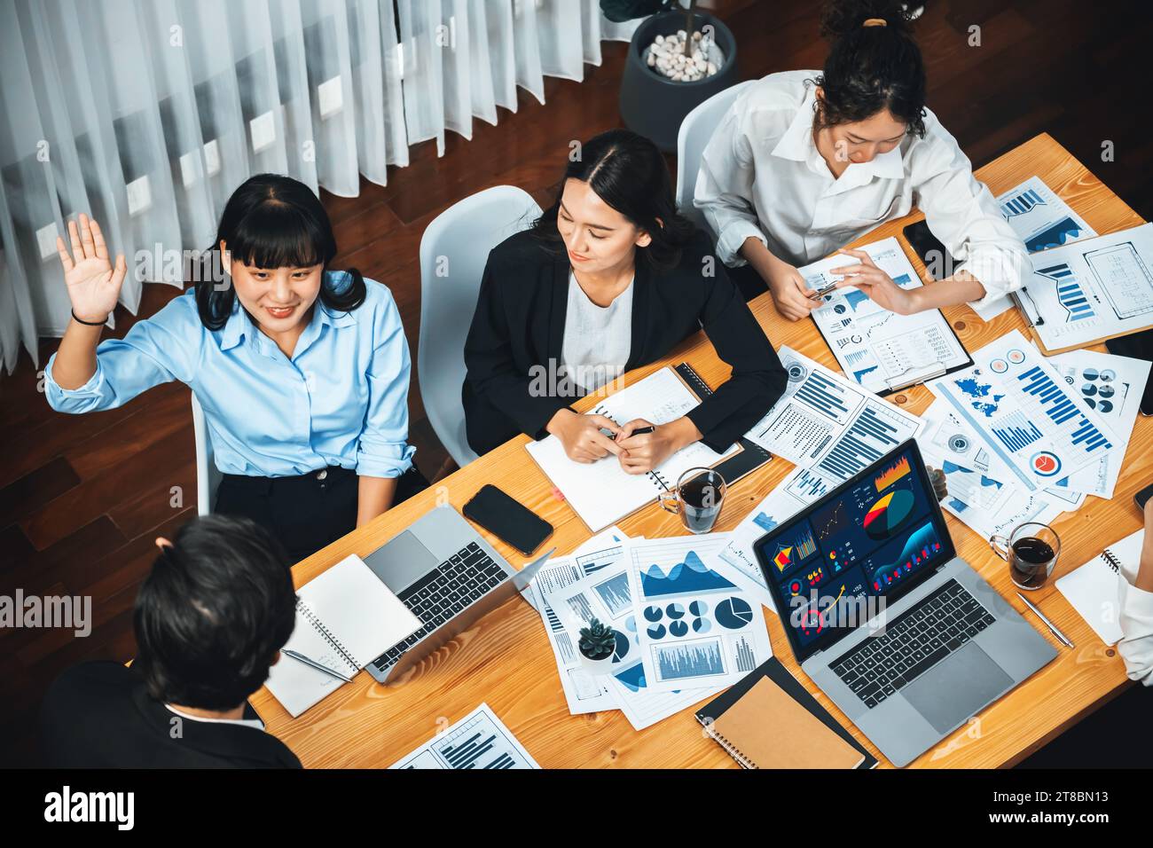Insightful discussion hi-res stock photography and images - Alamy