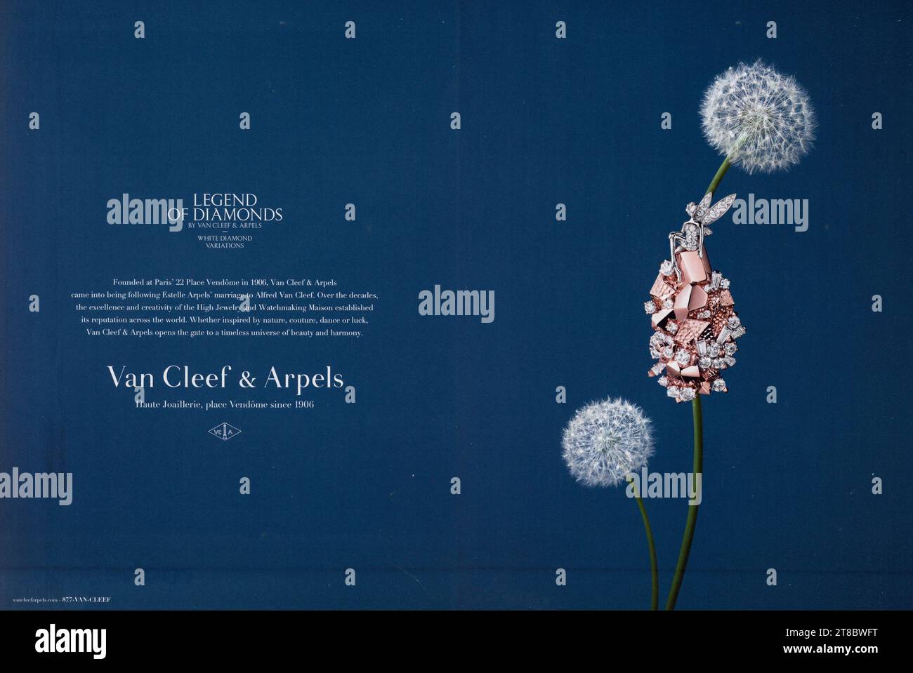 Elle Decor Magazine October 2023 Issue Advert, USA Stock Photo - Alamy