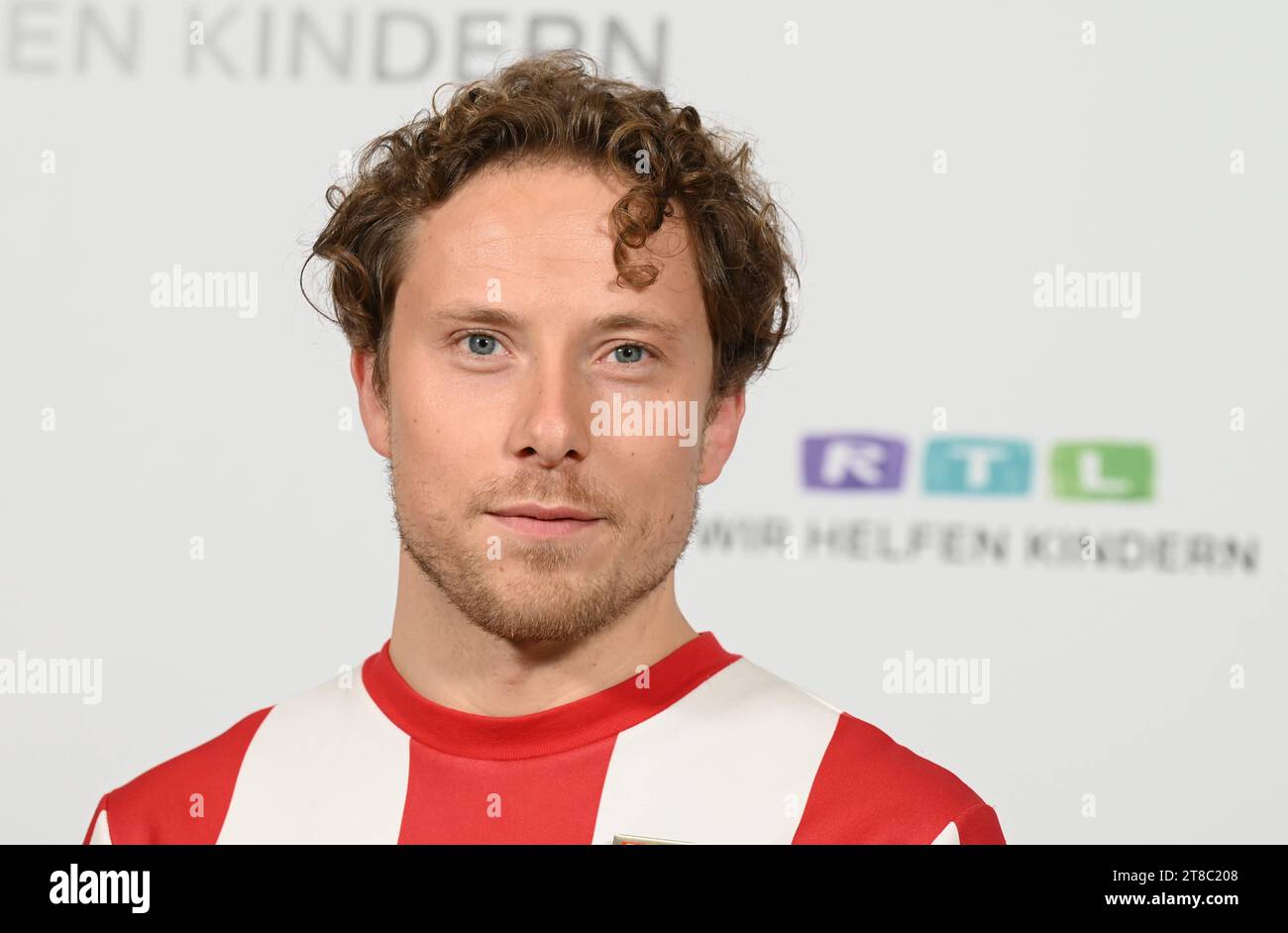 Schauspieler Jan David Bürger, spielt eine Hauptrolle in der RTL Serie ...