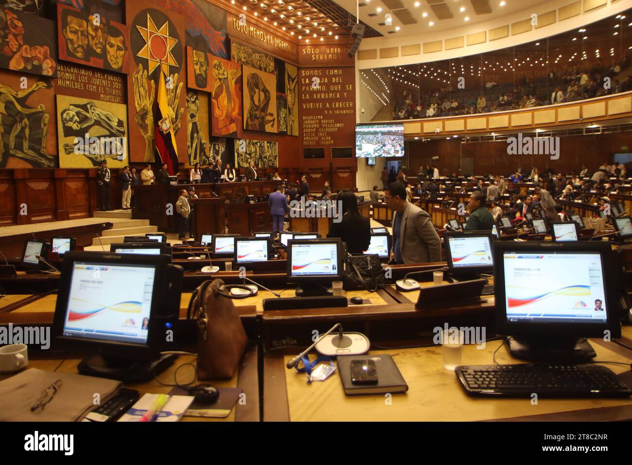 ELECCION COMISIONES PERMANENTES ASAMBLEA Quito, domingo 10 de noviembre ...