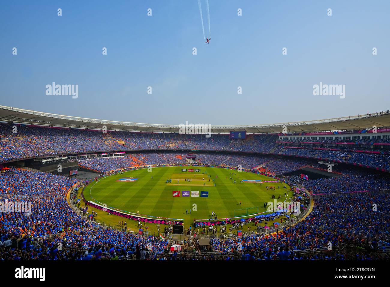Ahmedabad, Gujarat, India. 19th Nov, 2023. Australian players celebrate ...