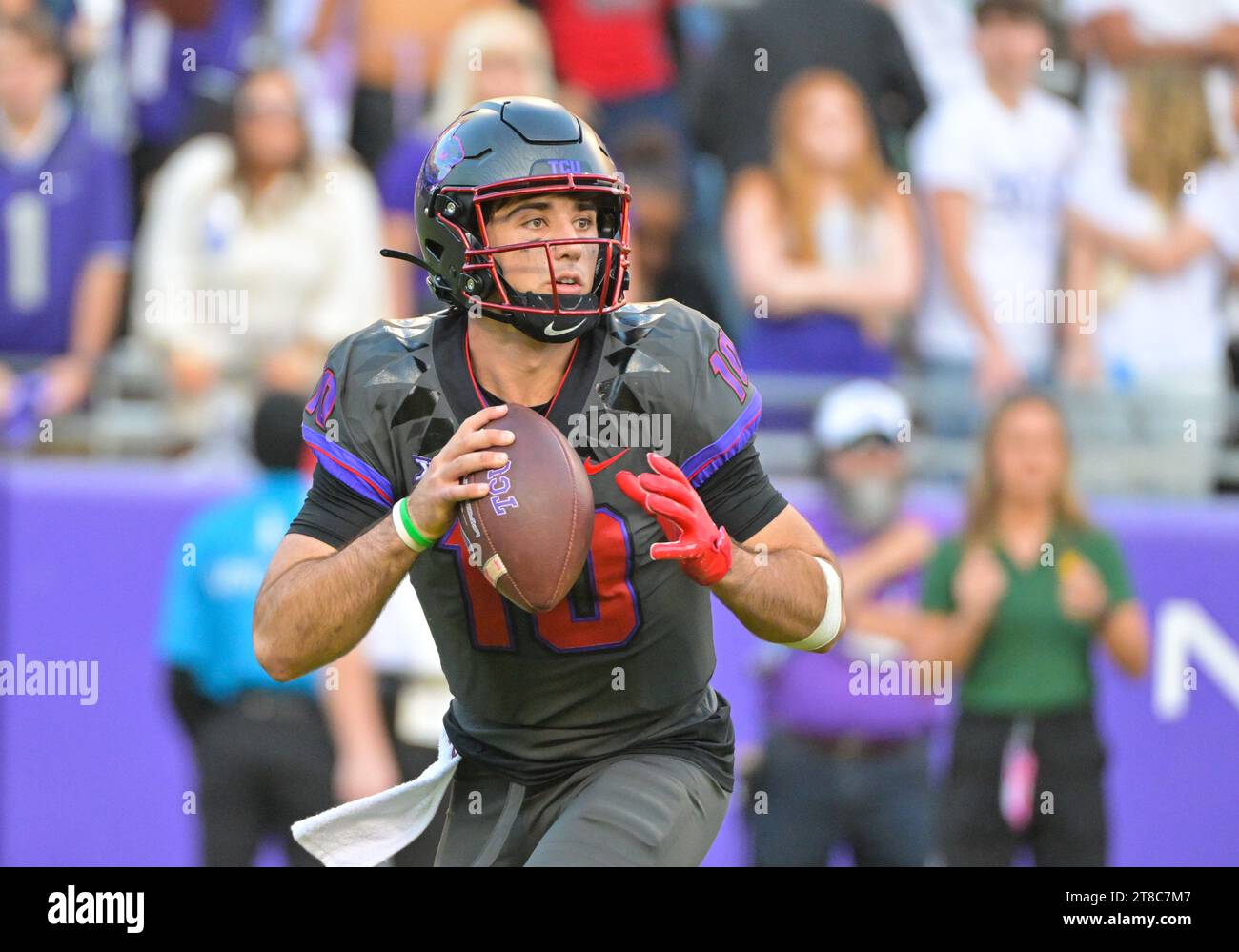 Fort Worth, Texas, USA. 18th Nov, 2023. TCU Horned Frogs quarterback ...