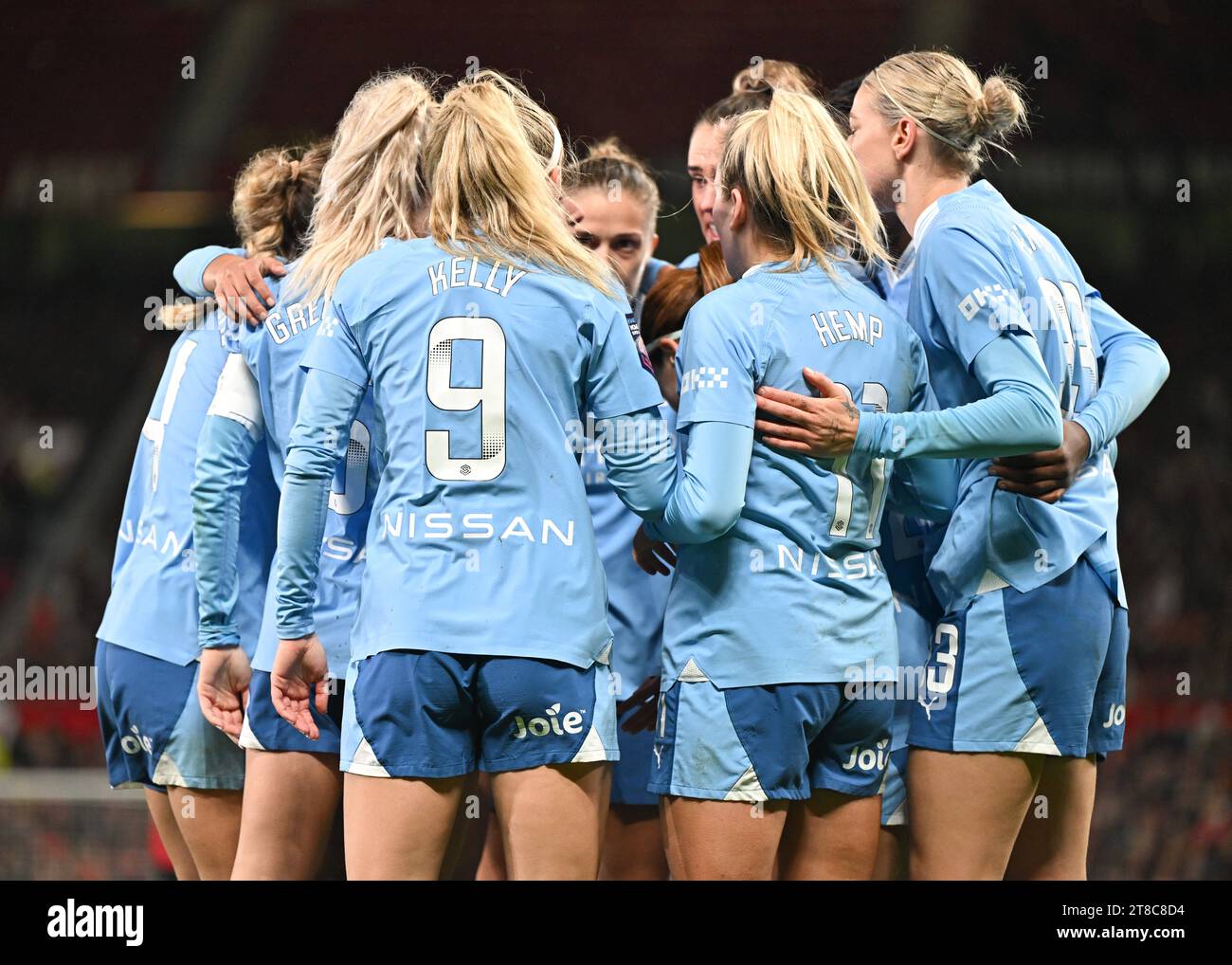 Manchester City Women have a team huddle following Khadija Shaw #21 of ...