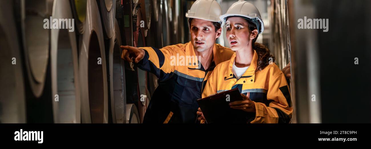 Warehouse assessment hi-res stock photography and images - Alamy