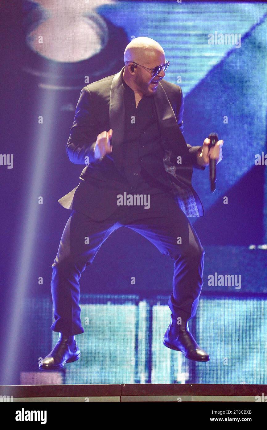 Celebrity showbiz music rapper hi-res stock photography and images - Alamy