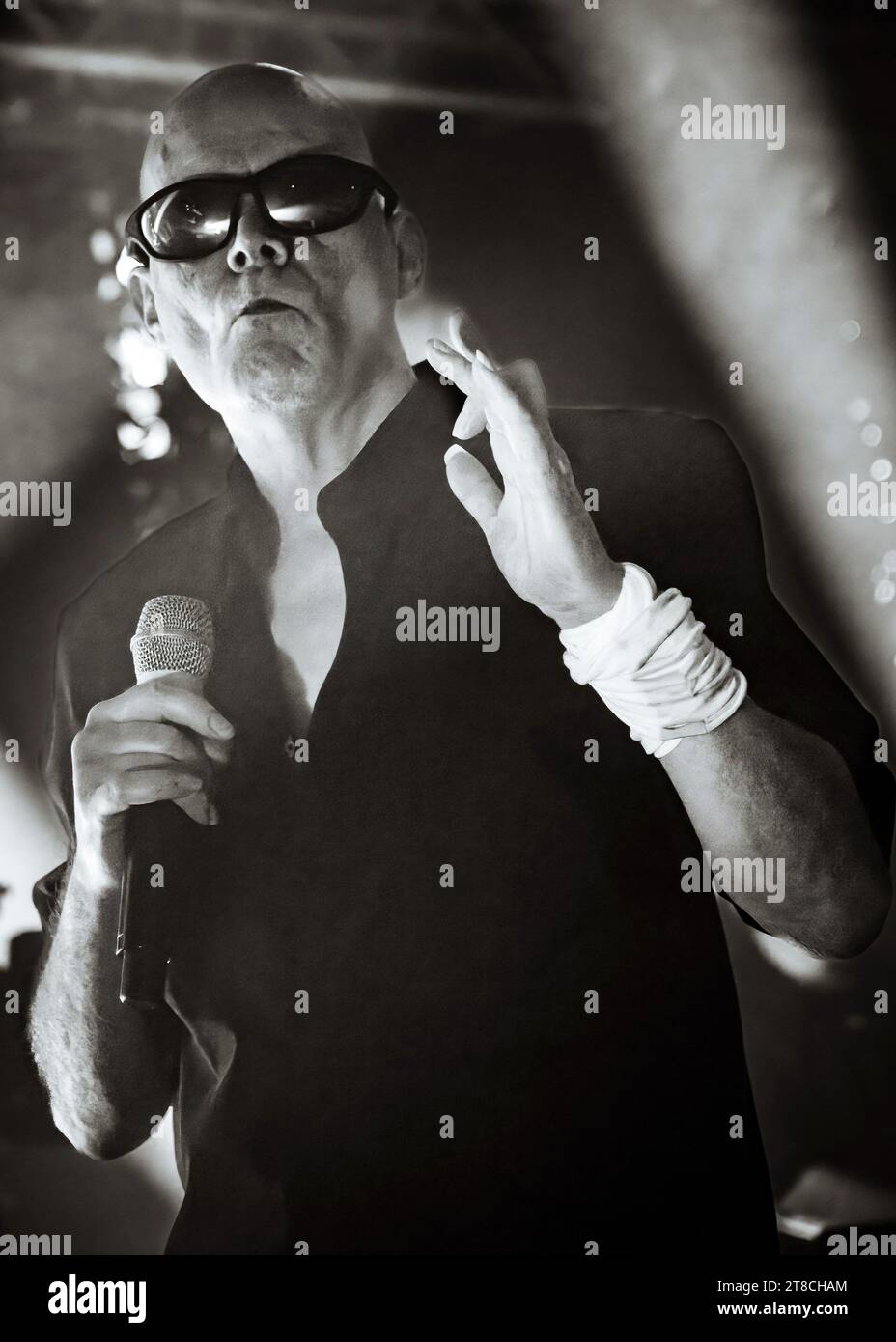 Andrew eldritch hi-res stock photography and images - Alamy