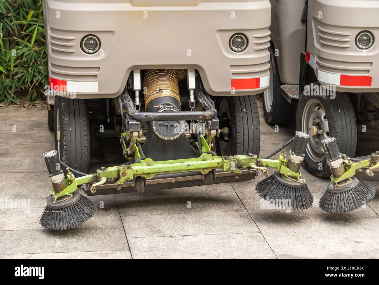 Rotating electric brush cleaning dirty hi-res stock photography and ...