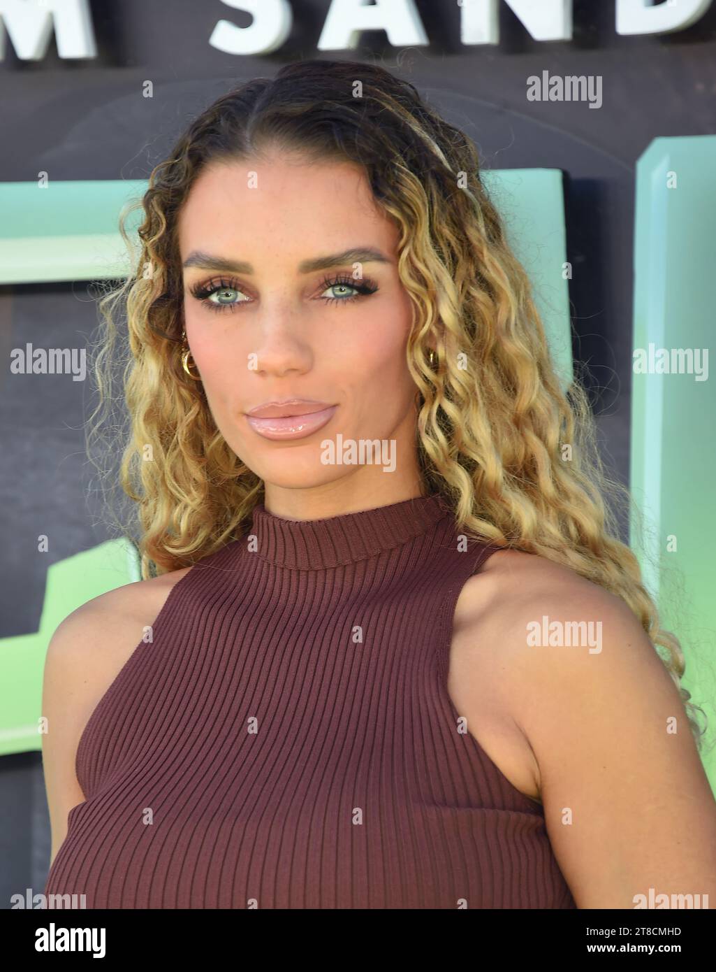 Jenna frumes hi-res stock photography and images - Alamy